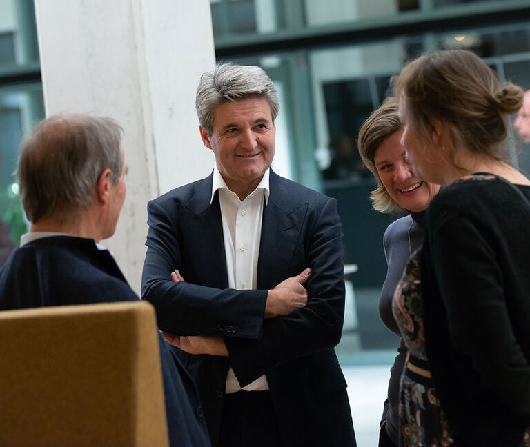 Executive Master in Public Governance & Leadership | AMS